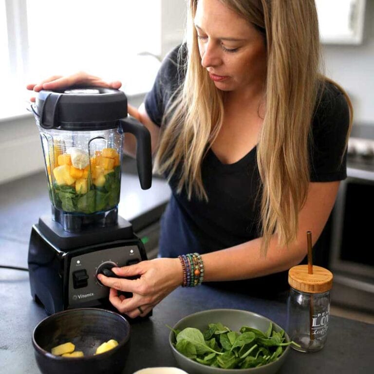 10-Day Smoothie Challenge - Simple Green Smoothies x Vitamix