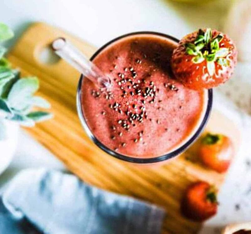 Strawberry Banana Smoothie - Simple Green Smoothies