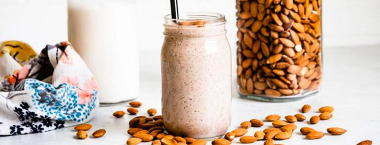 28 Healthy Protein Shakes - Simple Green Smoothies