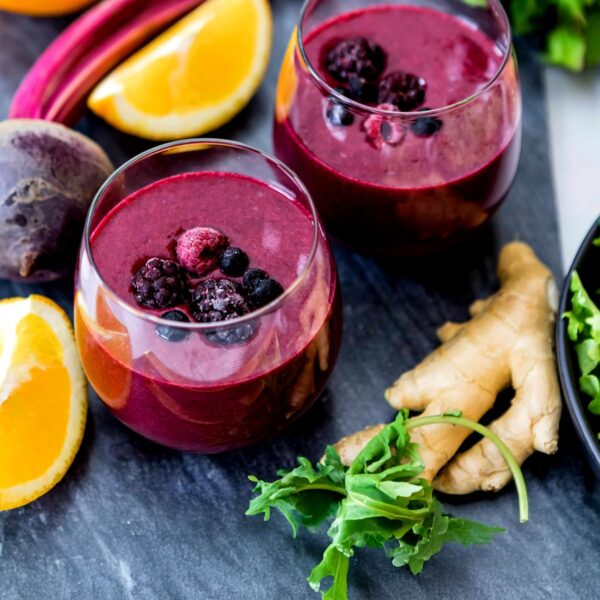 Anti-Inflammatory Smoothie | Beets, Berries & Ginger