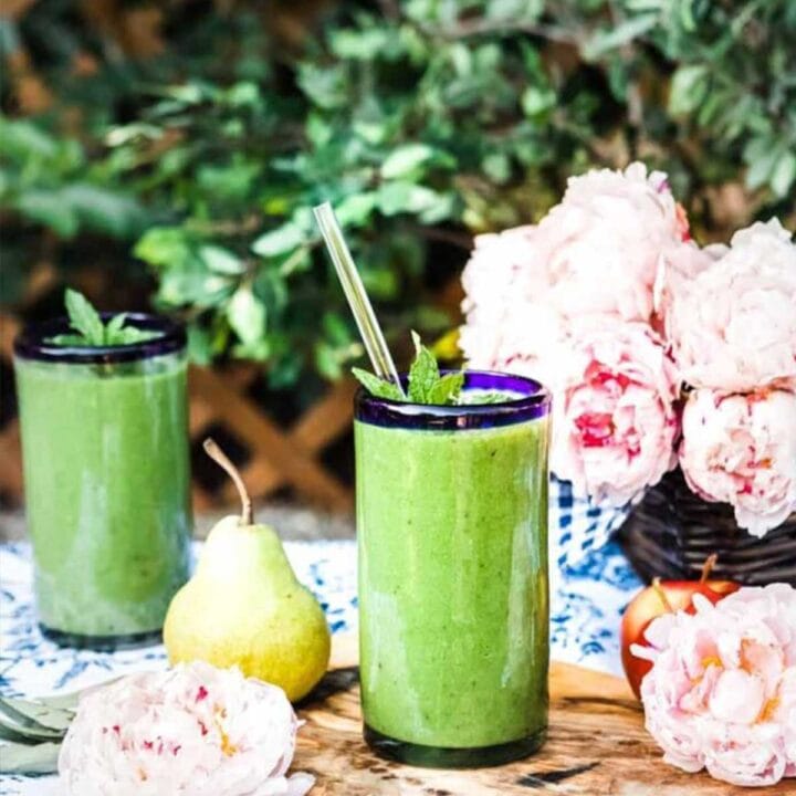 Glowing Green Smoothie | Simple Green Smoothies