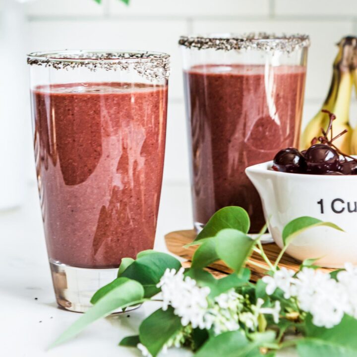 Cherry Açaí Smoothie (Creamy + Filling)