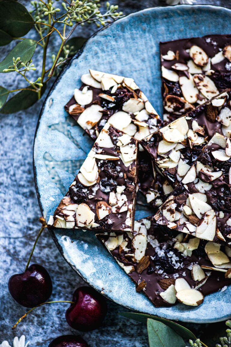 Cherry Chocolate Bark | No Bake, 3-Ingredient Recipe