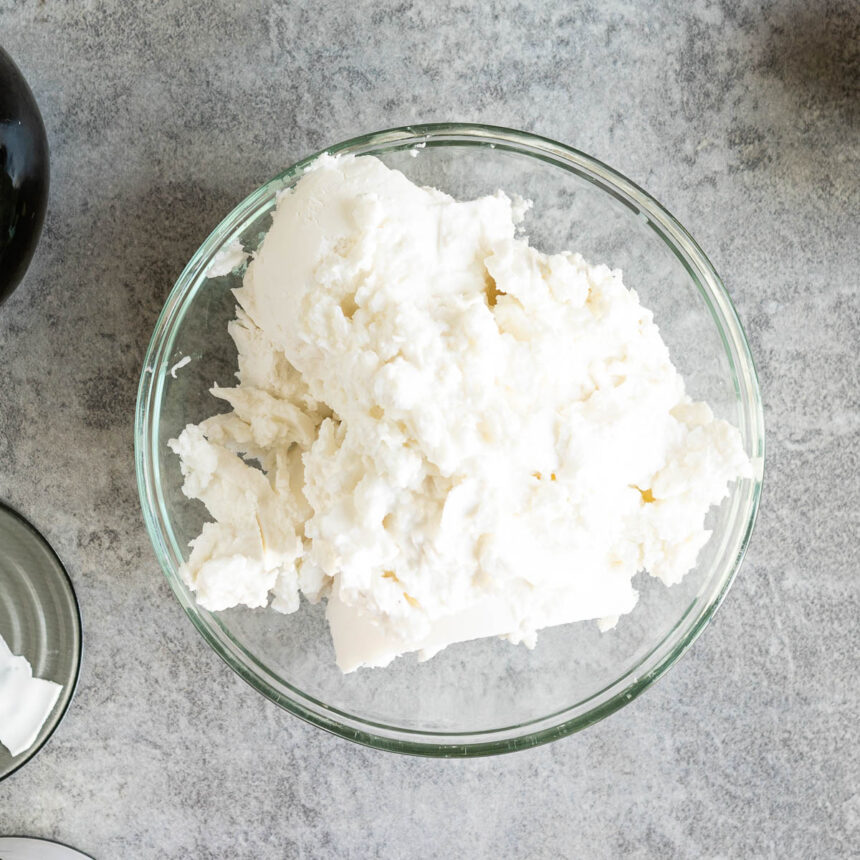 Creamy Coconut Whipped Cream