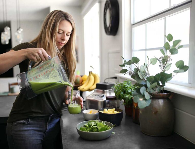 The Smoothie Challenge - Simple Green Smoothies