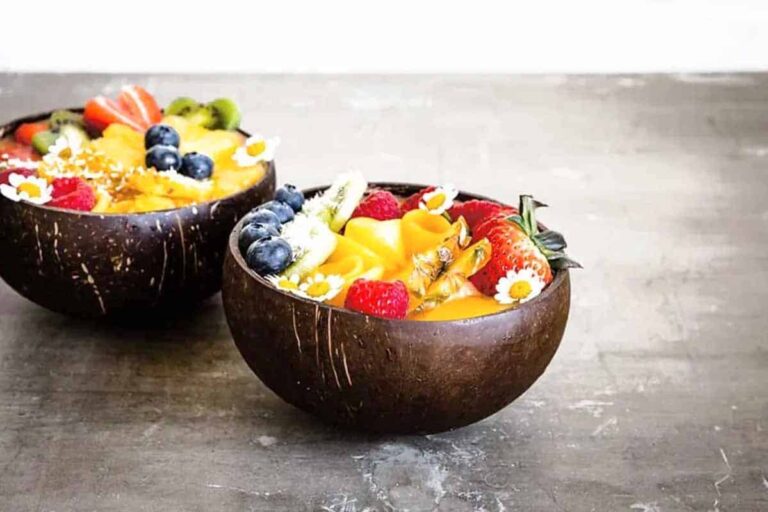 Tropical Smoothie Bowl - Naturally Sweet with Awesome Toppings