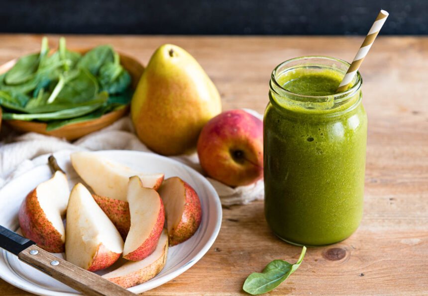 Healthy Green Pear Smoothie | Simple Green Smoothies