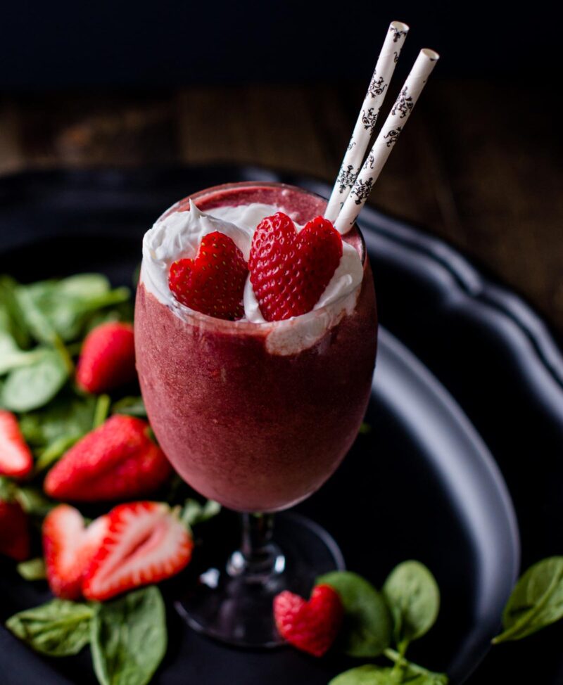 Red Velvet Smoothie (Healthy Chocolate Dessert Smoothie)