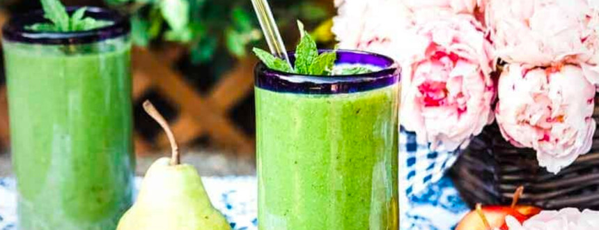 Glowing Green Smoothie - Simple Green Smoothies