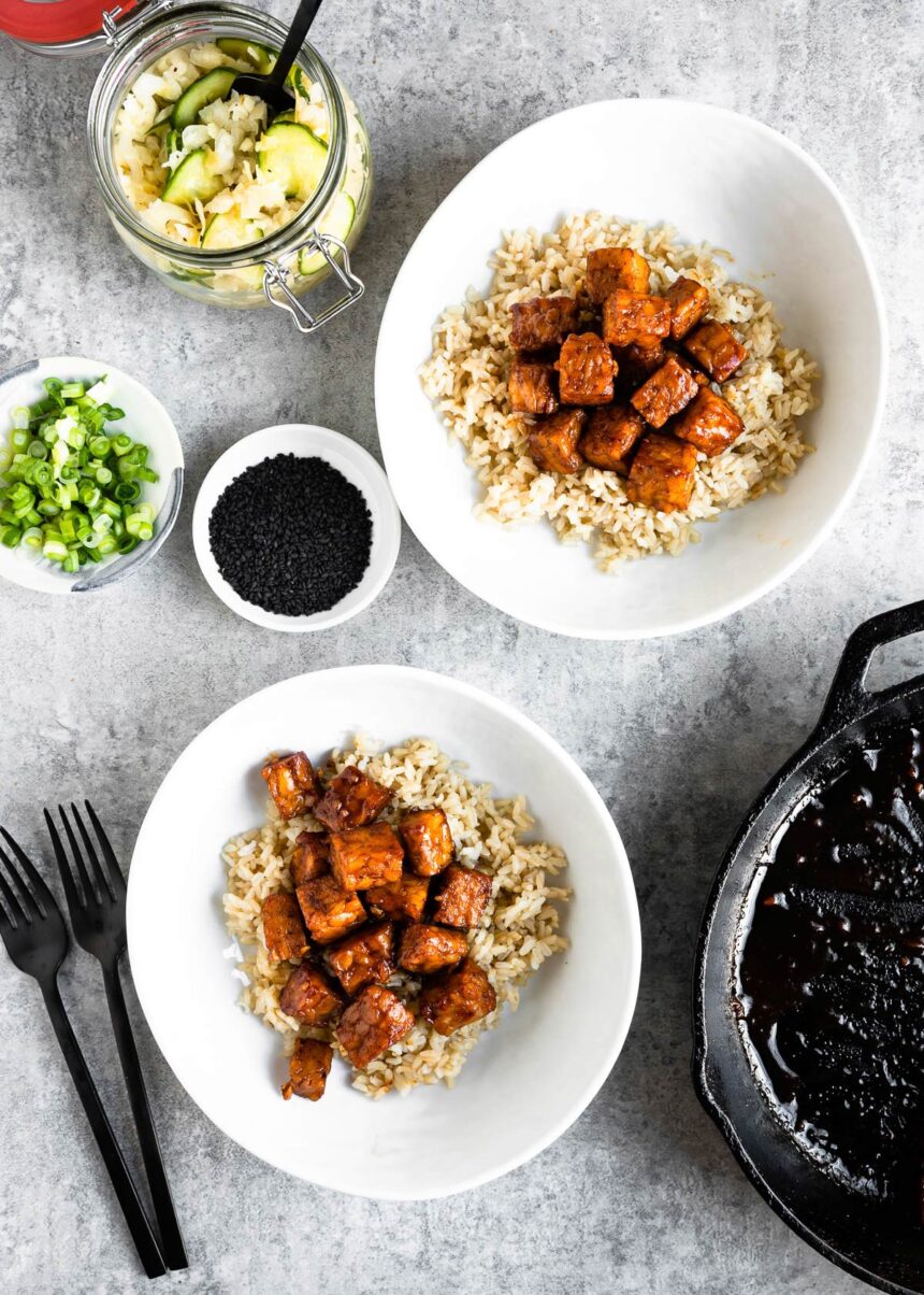 Spicy Marinated Tempeh Bowl | 29g Protein + Flavor Explosion