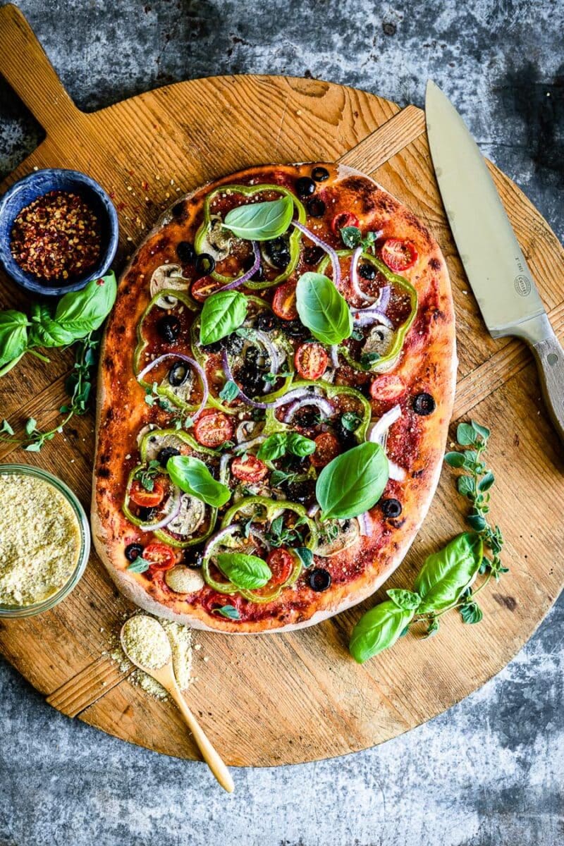 Classic Vegan Pizza | Simple Green Smoothies
